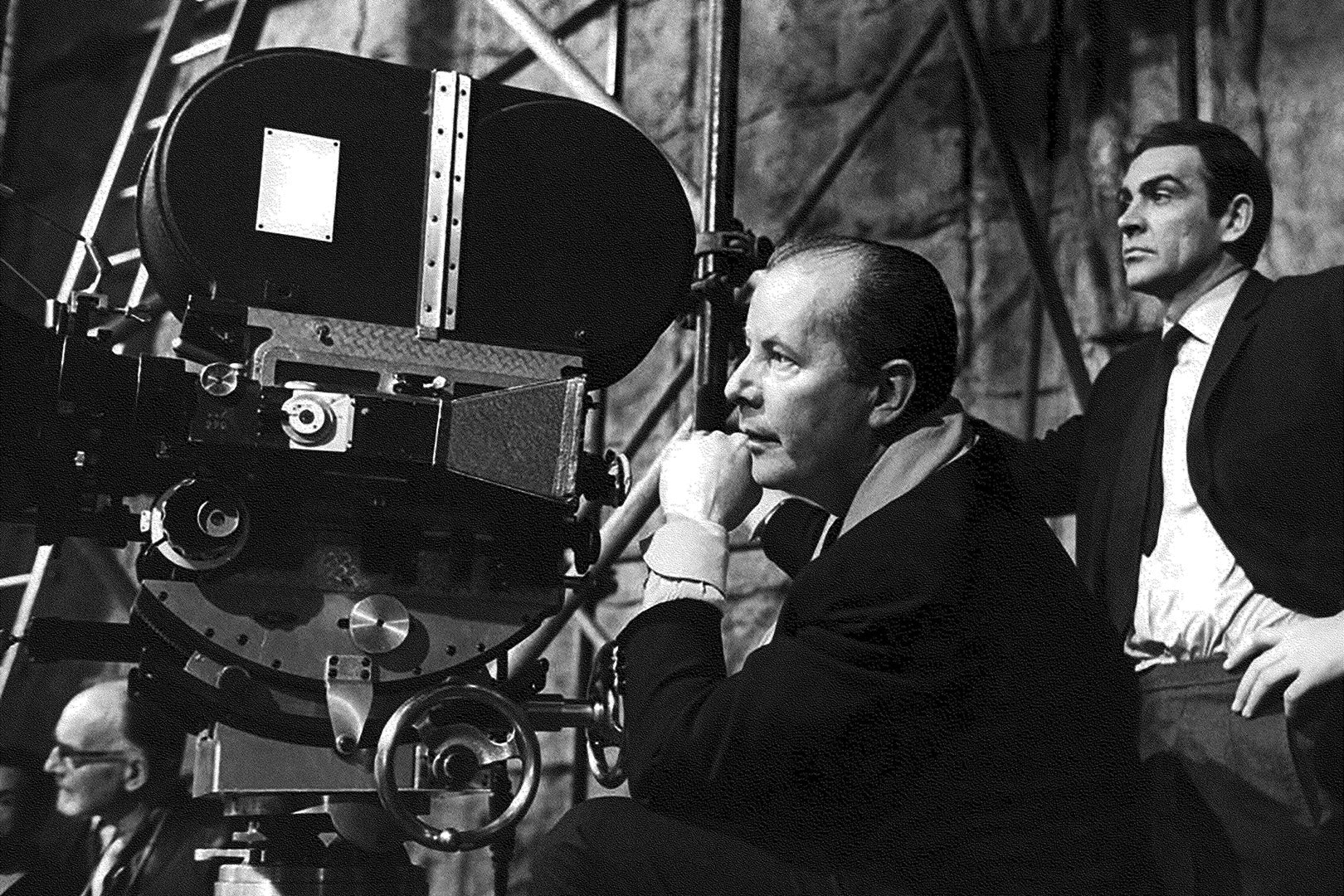 The Return of the Cocktail Cuff Shirt – Mason & Sons US